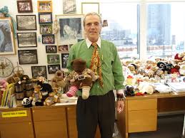 About Ron Winnegrad – A Perfume Whisperer